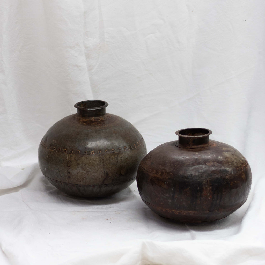 Vintage Indian Iron Storage Pot – Harry and Kit