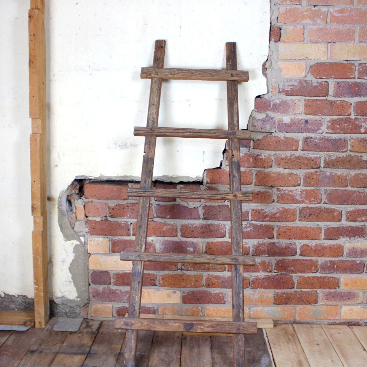 Rustic Wooden Ladder – Harry and Kit