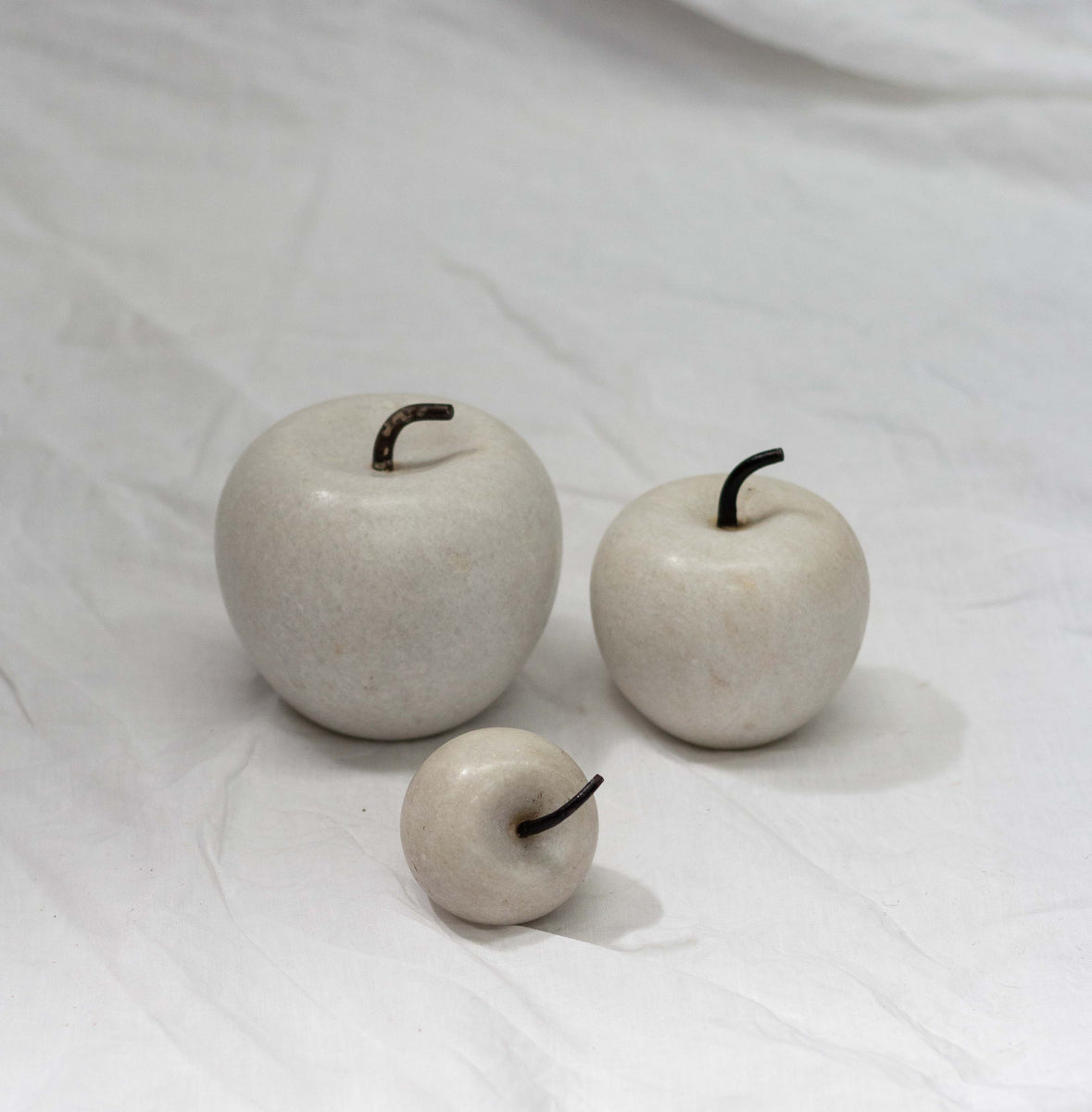 Marble Apple – Harry and Kit