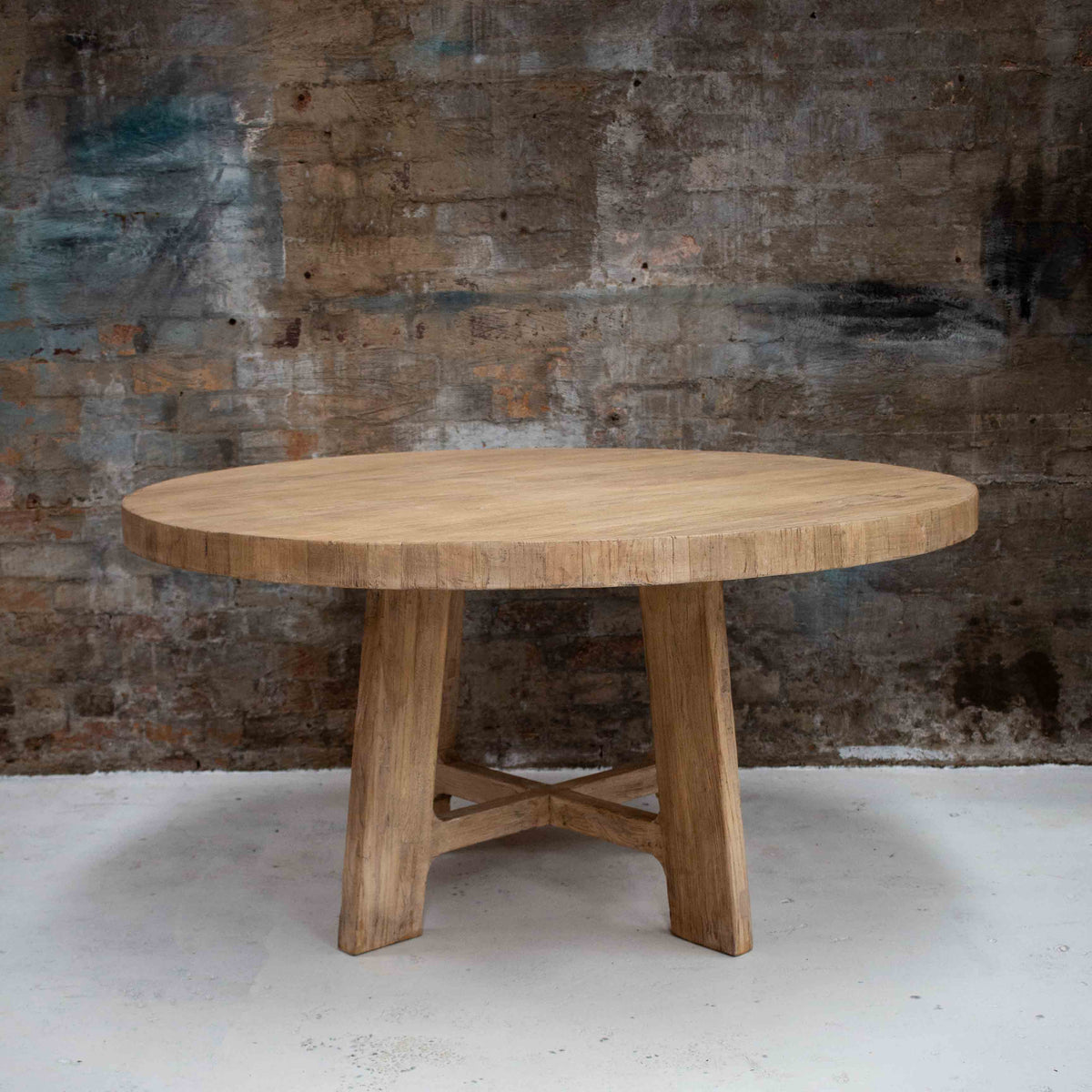 Antik Round Elm Dining Table | 150cm – Harry and Kit